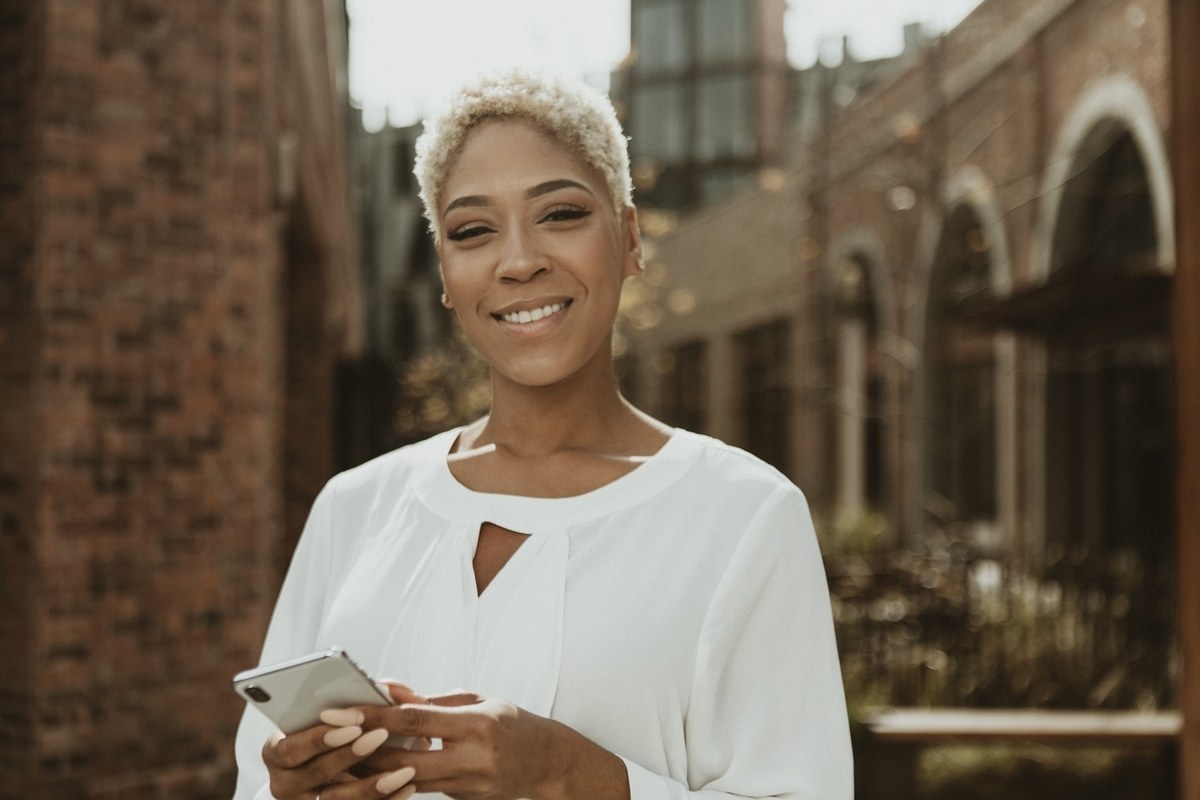 The Single Woman's Guide to a Peaceful Life